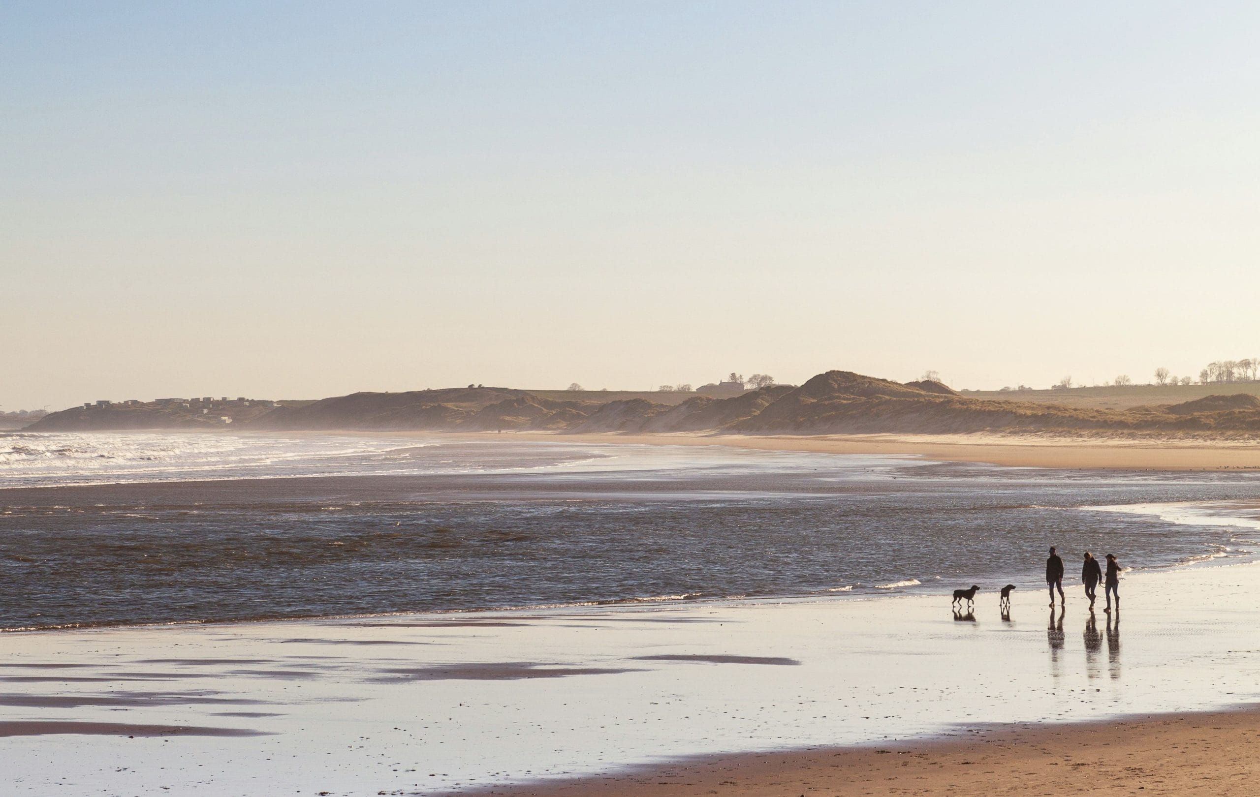 UK’s Best 10 Beaches for Winter Walks | Coastal Guide 2025/2026 | Beach ...